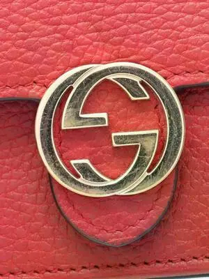 Gucci 2016-2026 Dollar Calfskin Interlocking G Wallet On Chain Crossbody Bag - Red