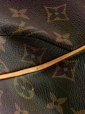 LOUIS VUITTON Totally Handbag Monogram Canvas Mm Shoulder Bag - Brown