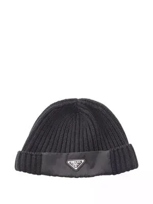 Prada 2010s Logo Beanie Hat - Black