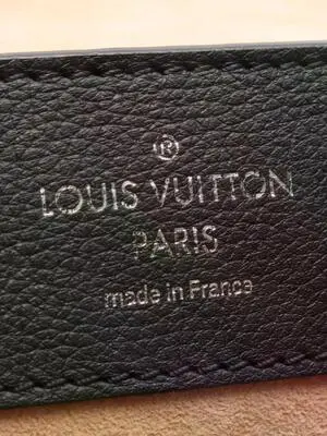 LOUIS VUITTON 2021s Lockme Ever Bb Tote Bag - Black