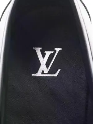 LOUIS VUITTON 2025 Logo-embellishment Loafers