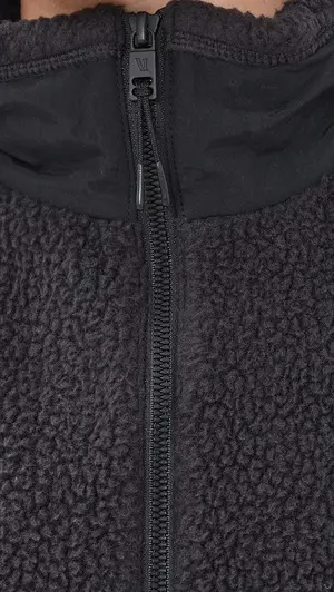 Vuori Alpine Jacket - Black