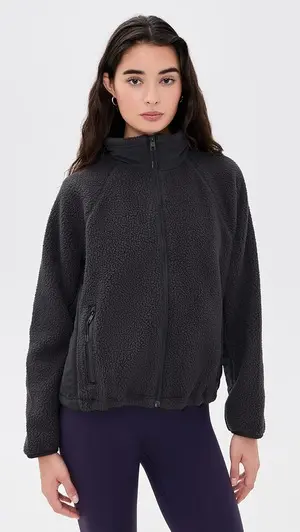 Vuori Alpine Jacket - Black