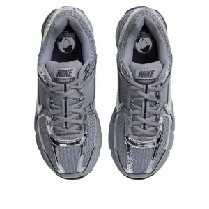 Nike Zoom Vomero 'gridiron - Stealth/gridiron/wolf Grey