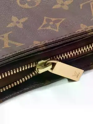 LOUIS VUITTON 2003 Mm Monogram Looping Shoulder Bag