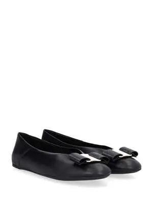 FERRAGAMO Vanna Ballerina Flat