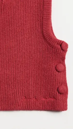 FAVORITE DAUGHTER The Button Balaclava - Crimson