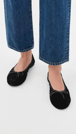 STUART WEITZMAN Nia Velvet Ballet Flats