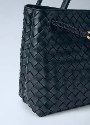 Bottega Veneta Medium Andiamo Handbag - Black
