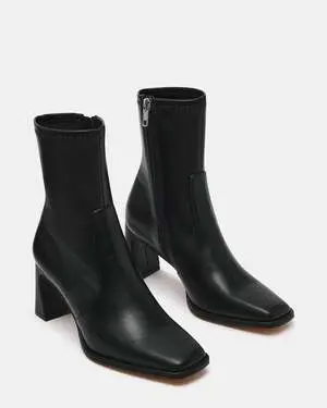 Steve Madden Haelyn Block Heel Booties