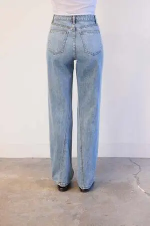 SAME The Relaxed Twist Jean - 90s Medium