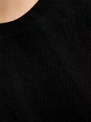 Sisley Ribbed Crew-neck Sweater