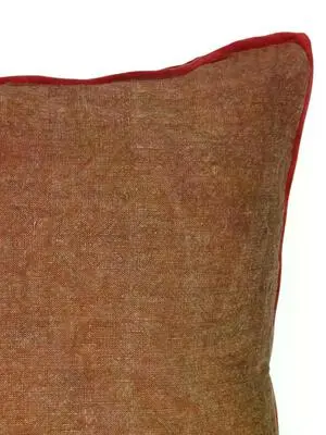 POMAX Alpha Opposites Cushion