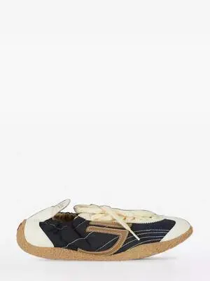 PURAAI 9.01 Corsa Round-toe Low-top Sneakers