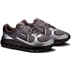 On Cloudtilt Arc Running Shoe - Ox/pebble