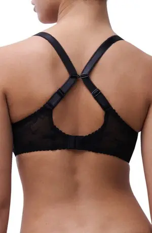 Chantelle Kiss Plunge Unlined Underwire Bra