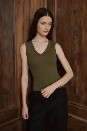 VIR VITA Kana Tank - Moss