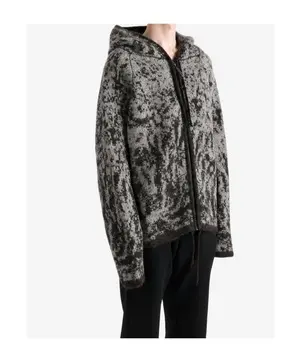 ROA Zipped Hoodie