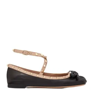 Valentino Garavani Round-toe Flat Shoes