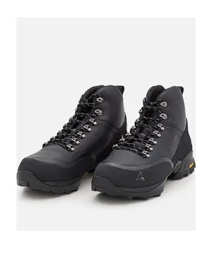 ROA Round-toe Lace-up Boots