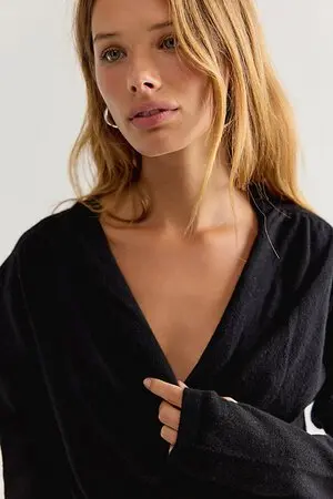 NICHOLAS K Opal Cashmere Sweater - Black