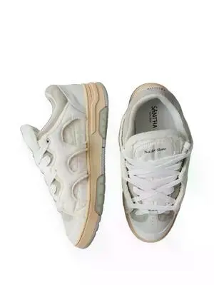 SANTHA Model 1 Panelled Low-top Sneakers - White