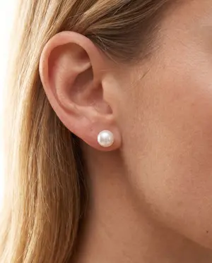 JOEY BABY Minimalist Pearl Stud Earrings - Silver