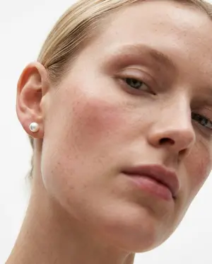 JOEY BABY Minimalist Pearl Stud Earrings