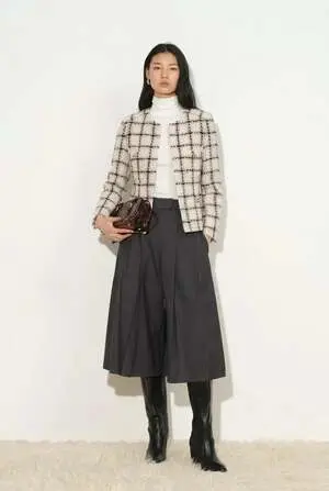 Fabrique Charlotte Plaid Cropped Jacket In Bouclé Tweed - Black