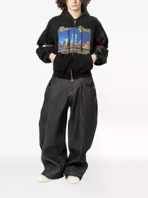 PROTOCOL INDEX Curved-seam Jeans