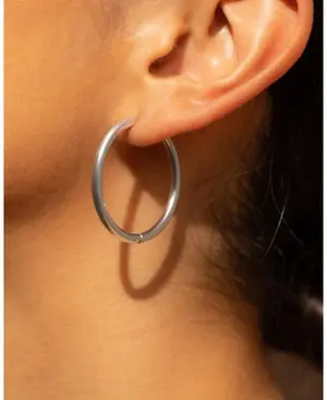 ATOLEA Classic Large Hoop Earrings - Silver