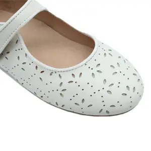 KNEETOES Everly Ballerina
