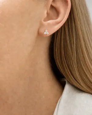 IVY & PEARL CO. 1/4 Ct Lab-grown Diamond Three-stone Earrings In 14k Gold