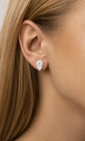 IVY & PEARL CO. 1 1/2 Ct Lab-grown Pear Diamond Stud Earrings In 14k Gold