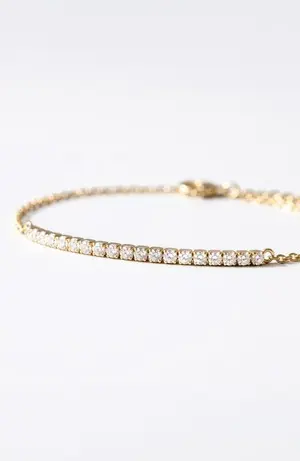 MINT & LILY Petite Line Bracelet - Gold