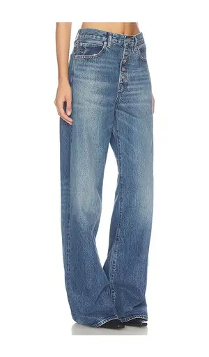 FRAME The Loose Exposed Buttons Jeans In Blue - Soundwave