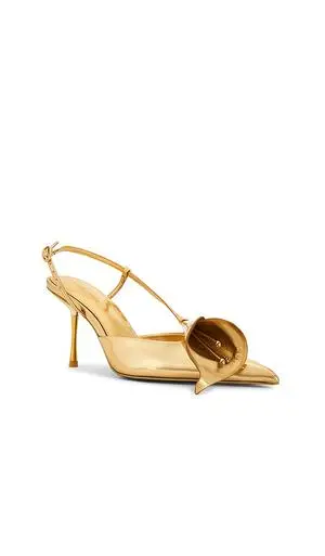 Cult Gaia Calla Pump In Metallic Gold