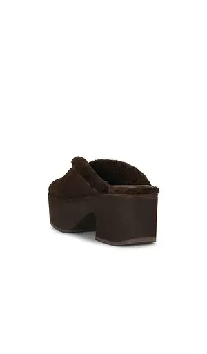 Cult Gaia Tazz Mule In Chocolate