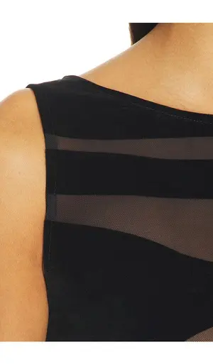 OW Silla Asymmetric Top