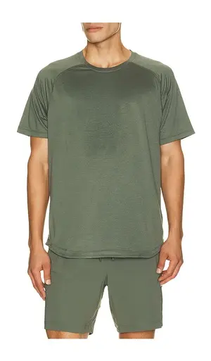 RHONE Atmosphere Tee In Green
