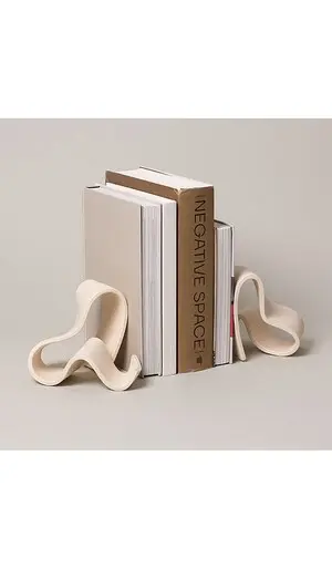 SIN Fettu Bookends Set Of 2 In Cream