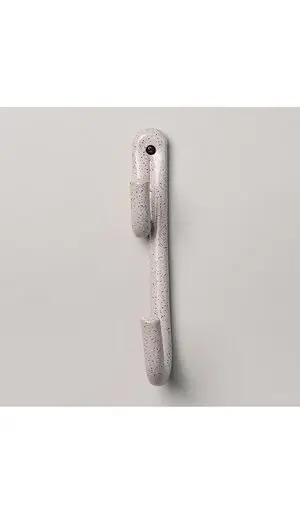 SIN Leggy Long Wall Hook In Grey