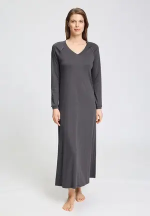 Hanro Pure Essence V-neck Cotton Nightgown
