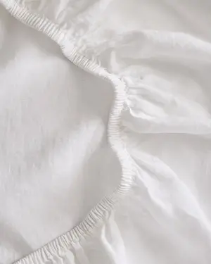 Quince European Linen Ruffle Sheet Set - White