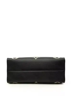 LOUIS VUITTON 2021-2026 Bicolor Monogram Empreinte Giant Onthego Mm Satchel