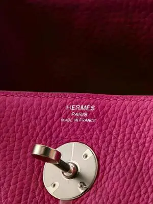 Hermès Lindy Bag Clemence 26 Shoulder Bag - Pink