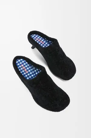 Loewe Dive Mule In Shearling - Black
