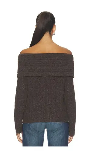 Heartloom Enly Sweater In Brown - Walnut