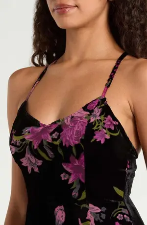 SUGARLIPS Sylvia Floral Midnight Velvet Midi Dress