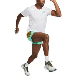 Nike Trail Solar Chase Dri-fit Short-sleeve Running Top